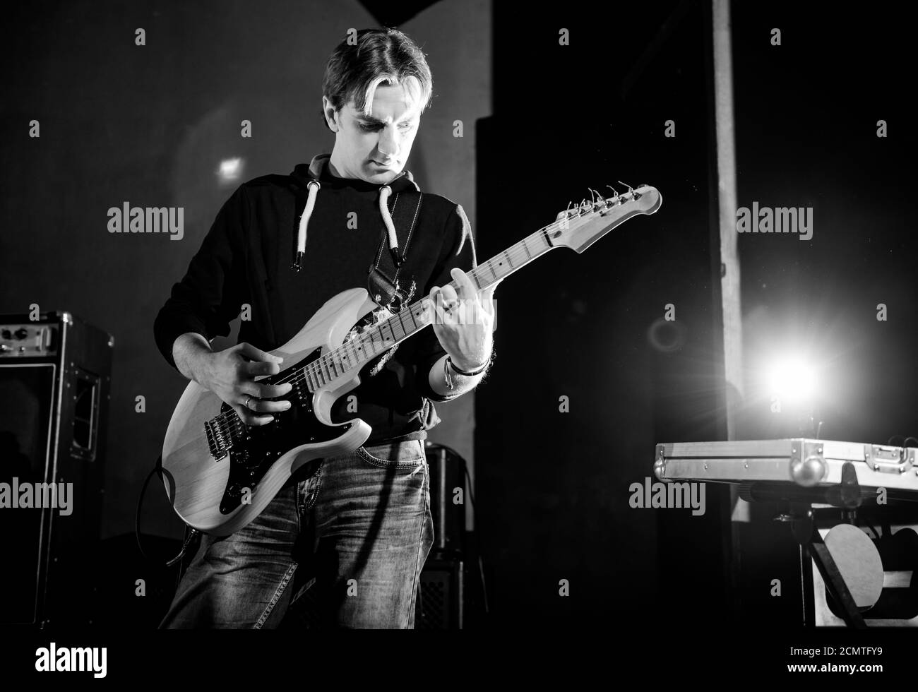 Electric bass concert Black and White Stock Photos & Images - Alamy