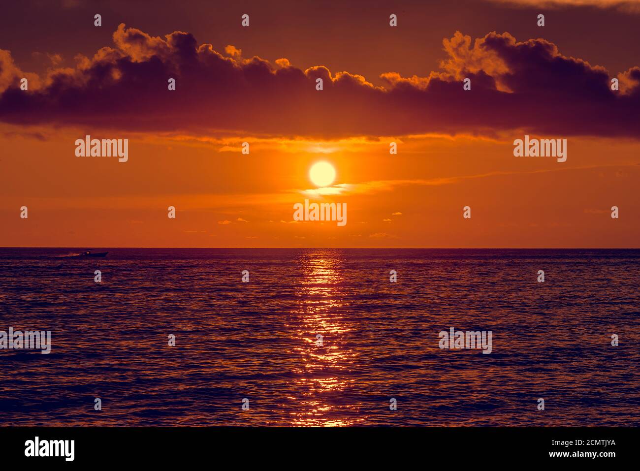 beautiful sunset of the caribbean Stock Photo - Alamy