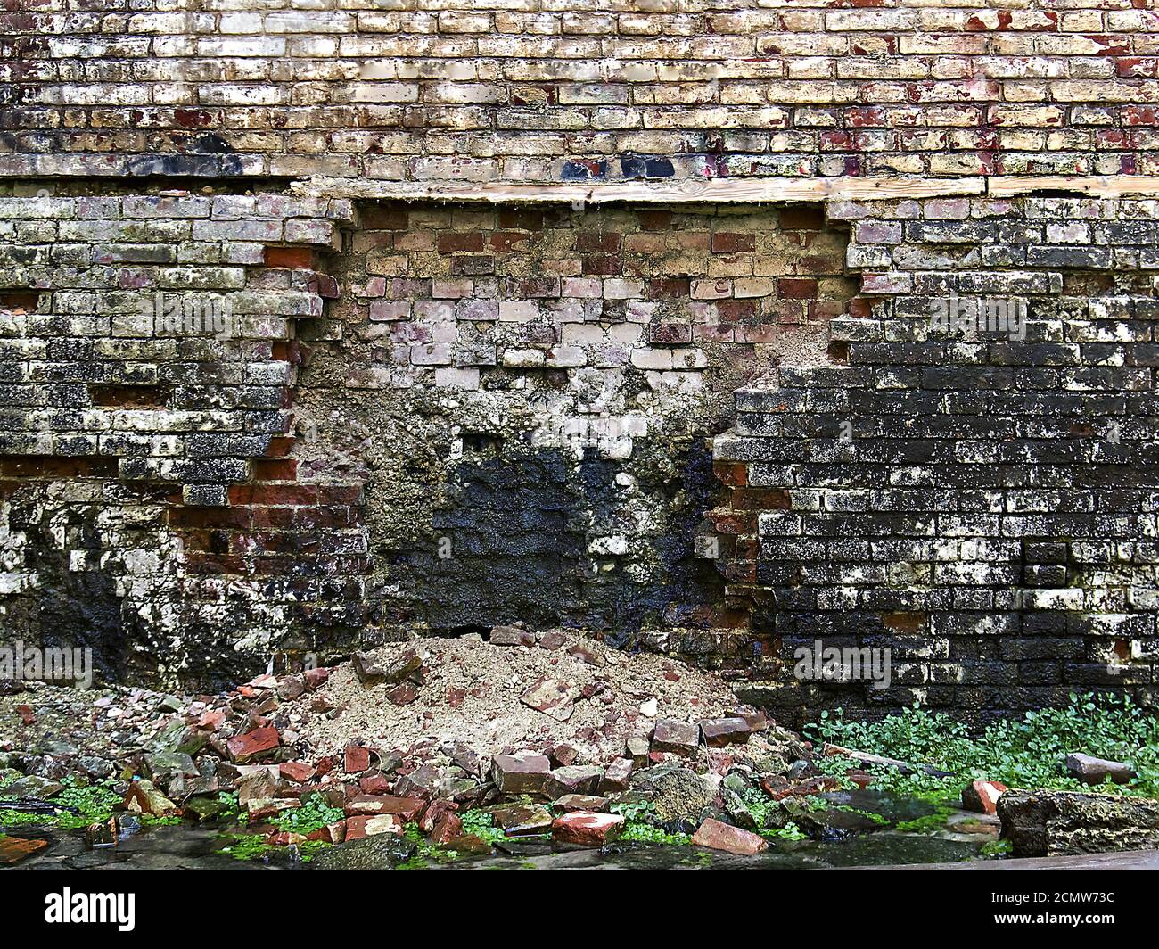Crumbling texture hi-res stock photography and images - Alamy