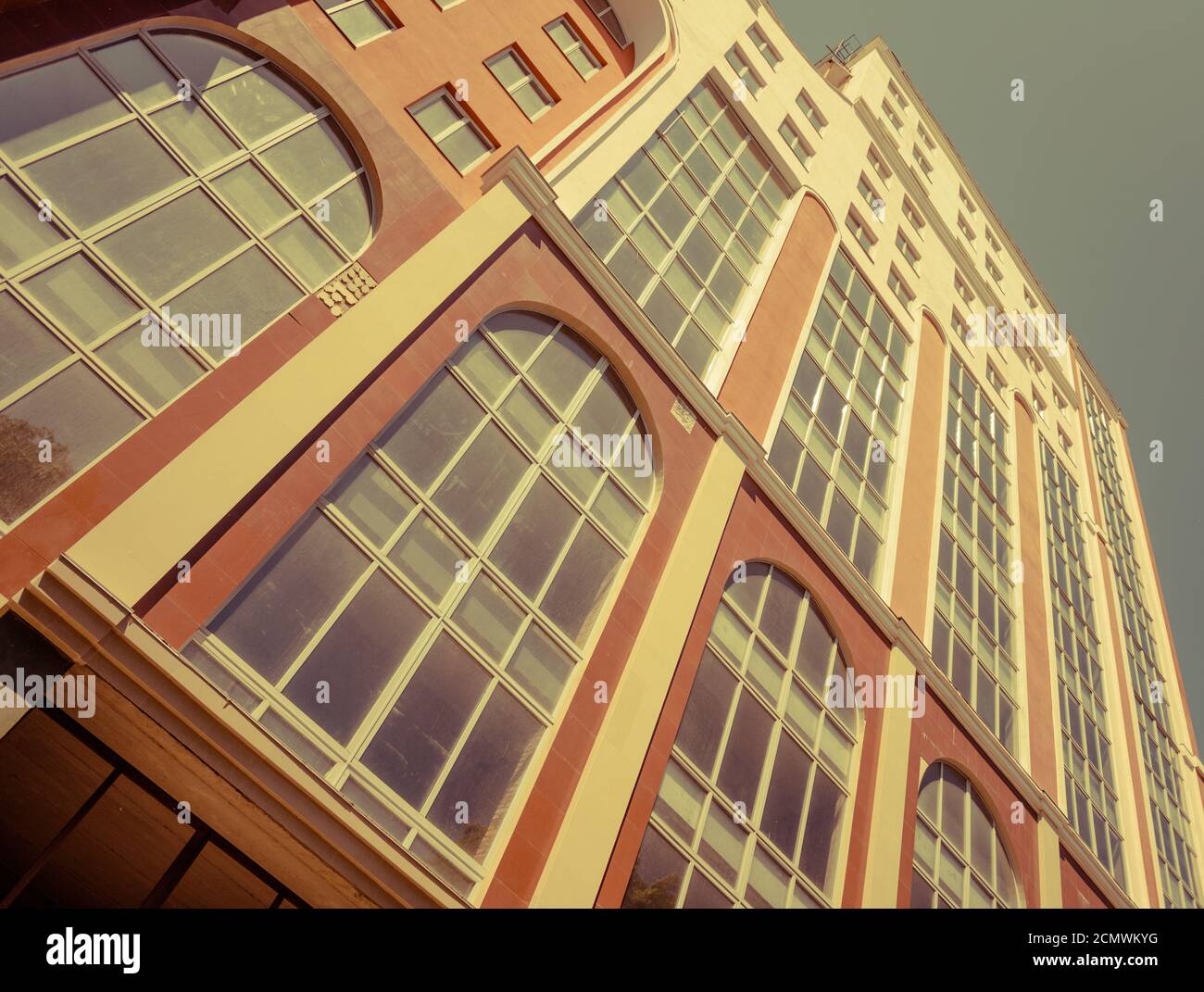 High office building exterior at downtown Stock Photo - Alamy