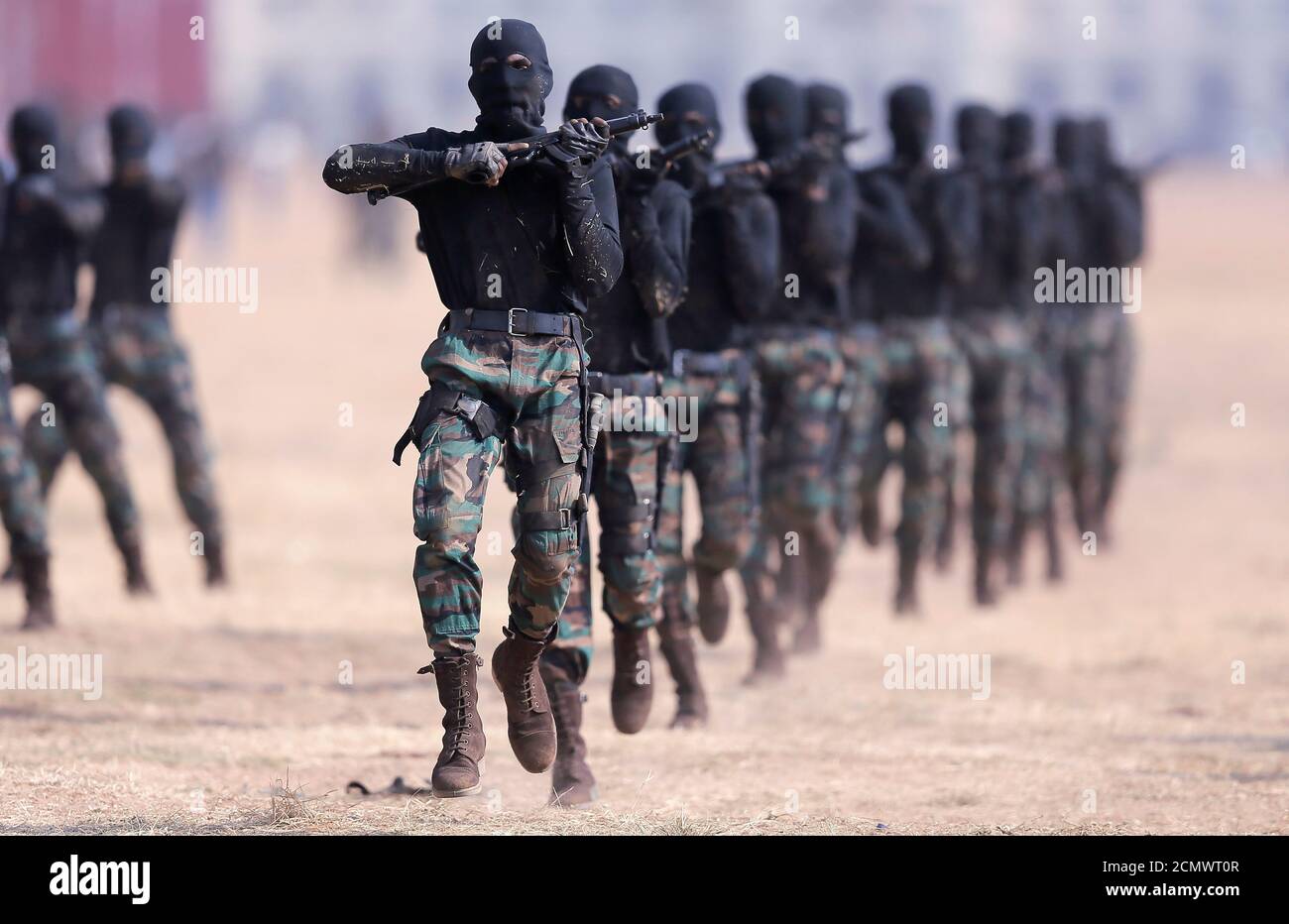 Sri lanka commando regiment hi-res stock photography and images - Alamy