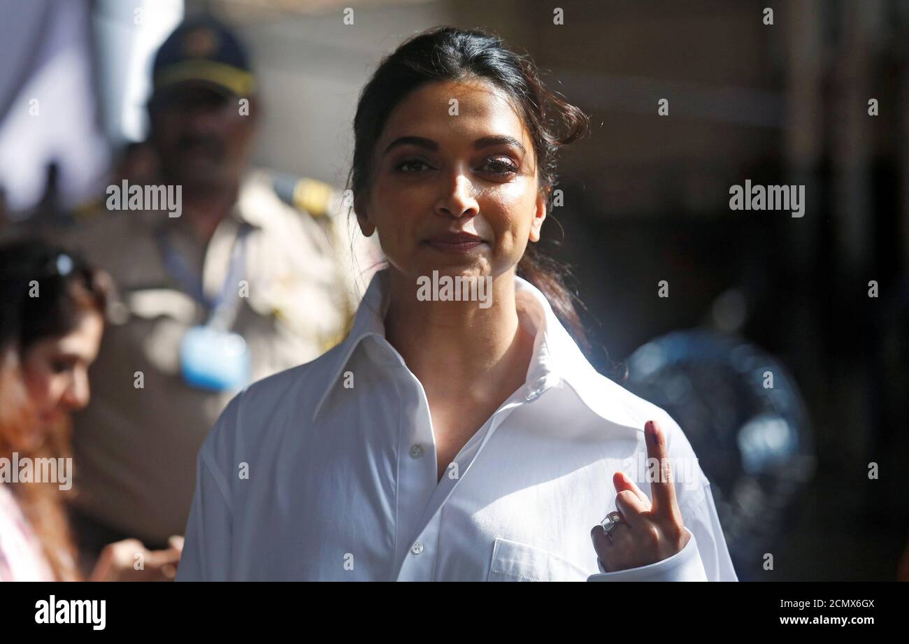 Deepika padukone a hi-res stock photography and images - Alamy