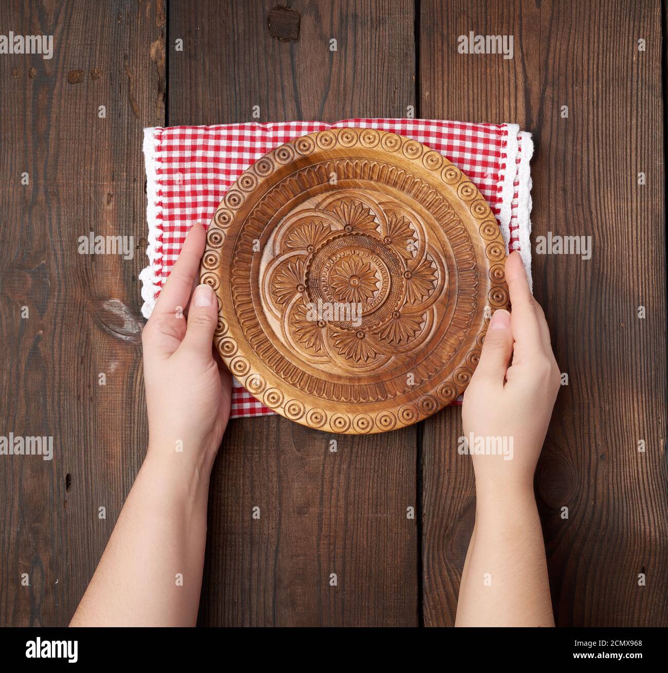 Female hands holding plate hi-res stock photography and images - Alamy