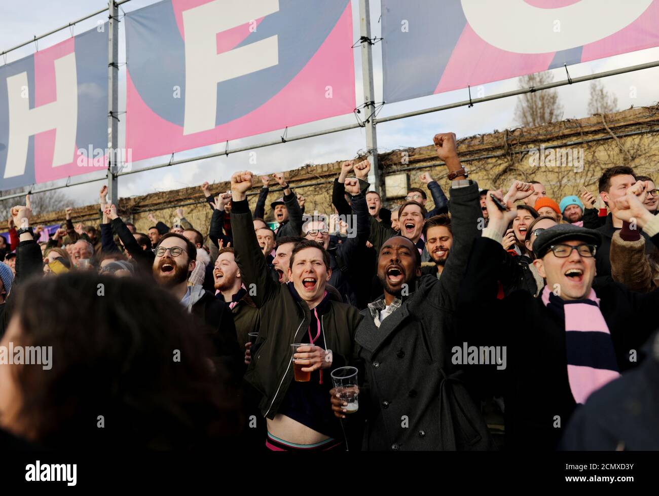 Dulwich hamlet fans hi-res stock photography and images - Alamy
