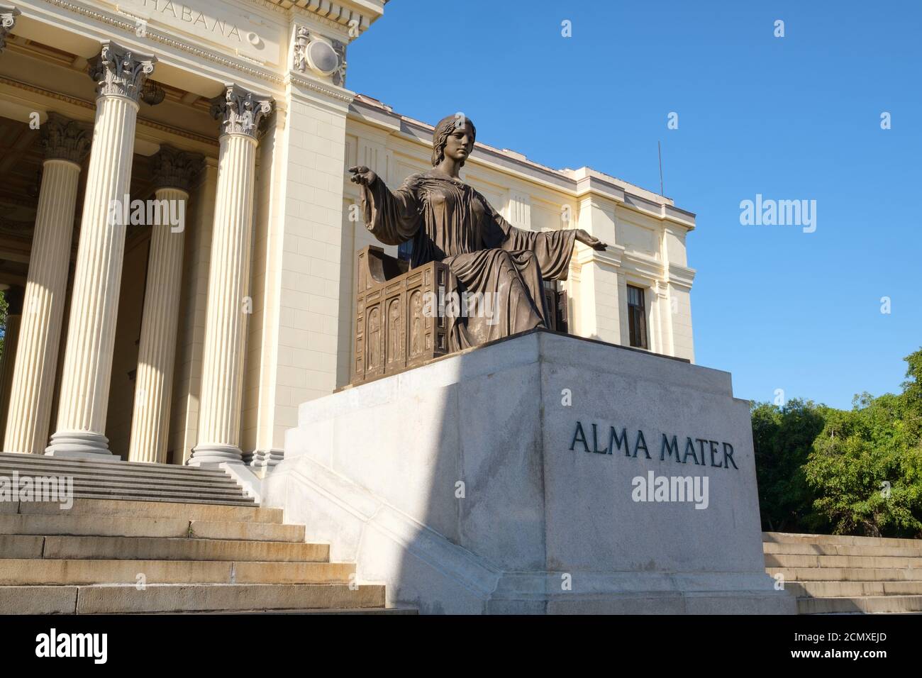 Habana university havana cuba hi-res stock photography and images - Alamy