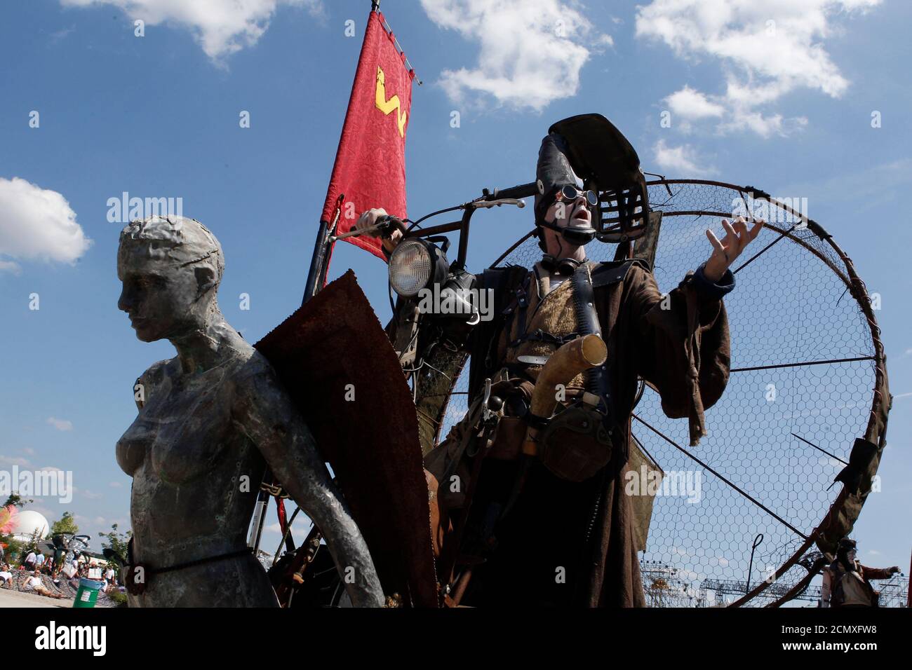 Fantasy vehicles hi-res stock photography and images - Alamy