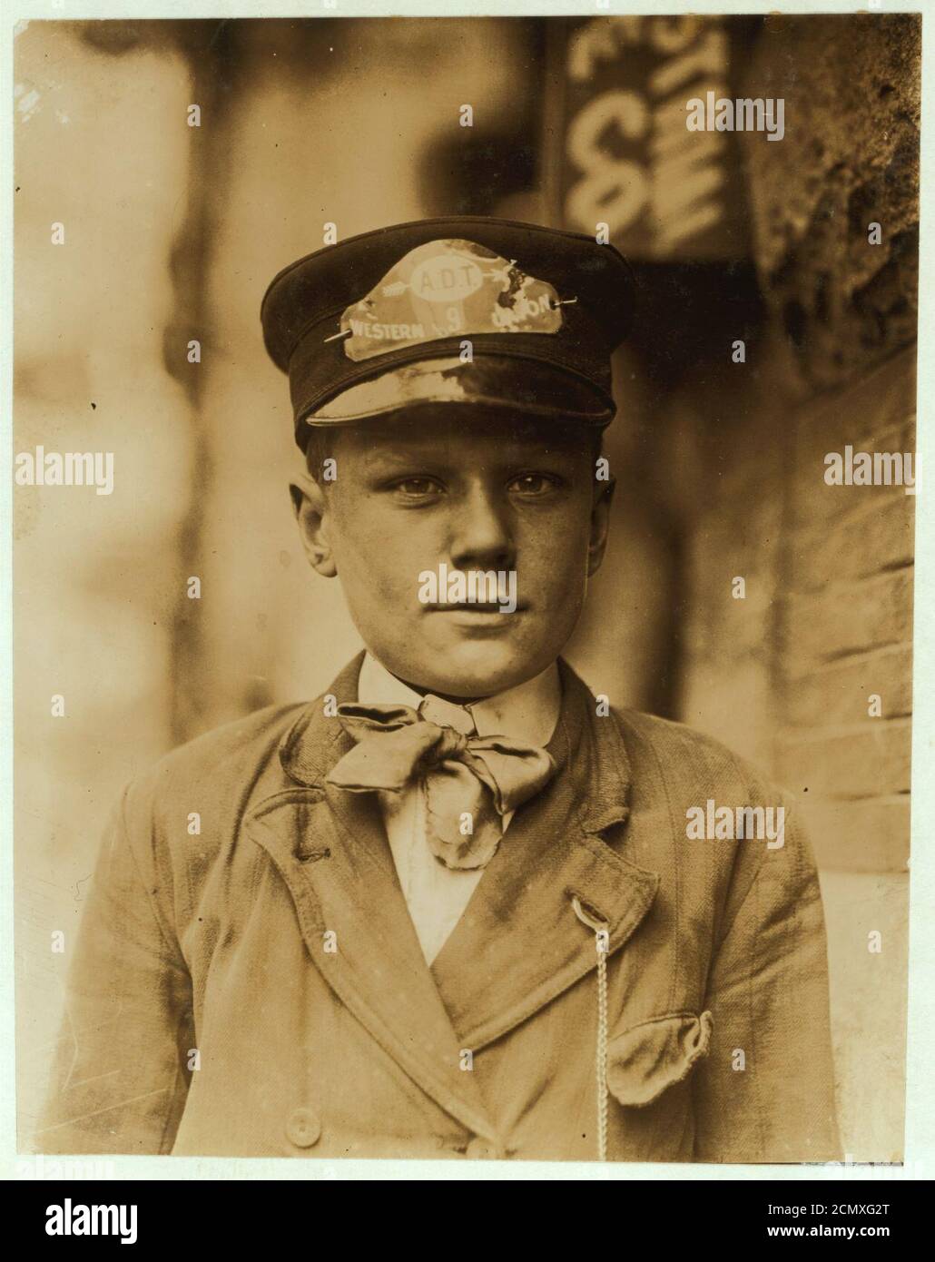 Telegraph messenger hi-res stock photography and images - Alamy