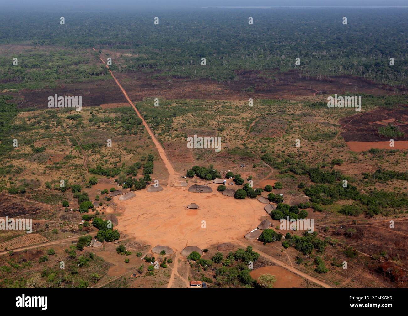 Kamayura tribe in the xingu hi-res stock photography and images - Alamy