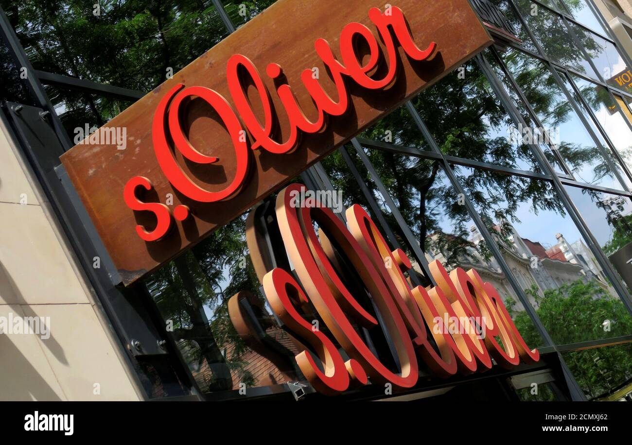 S oliver logo hi-res stock photography and images - Alamy