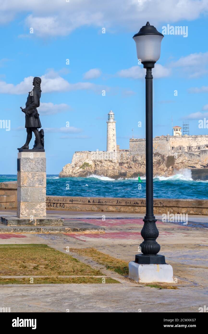 The fortress and lighthouse of El Morro, a symbol of the city of Havana ...