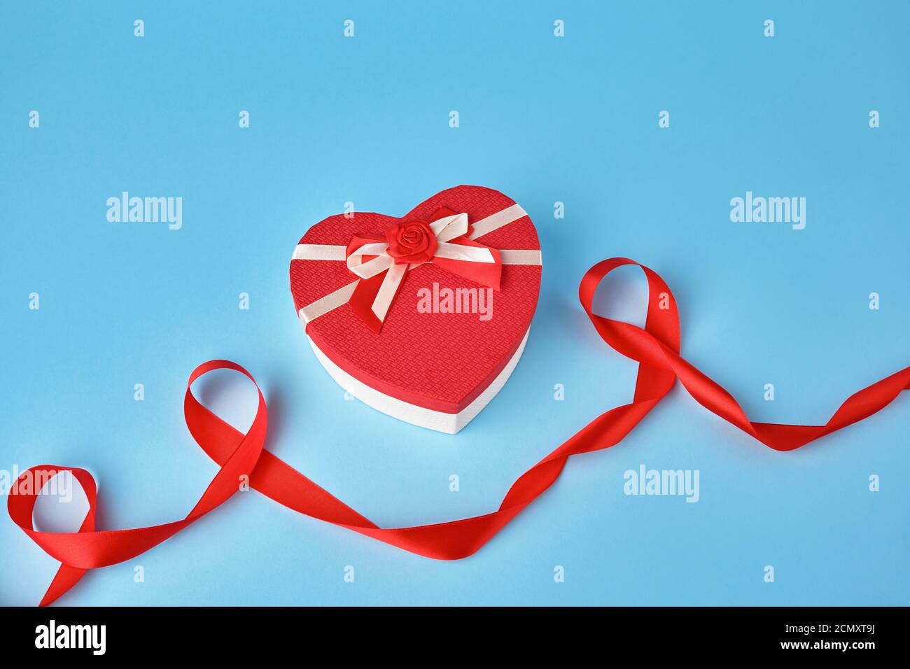 Closed heart hi-res stock photography and images - Alamy