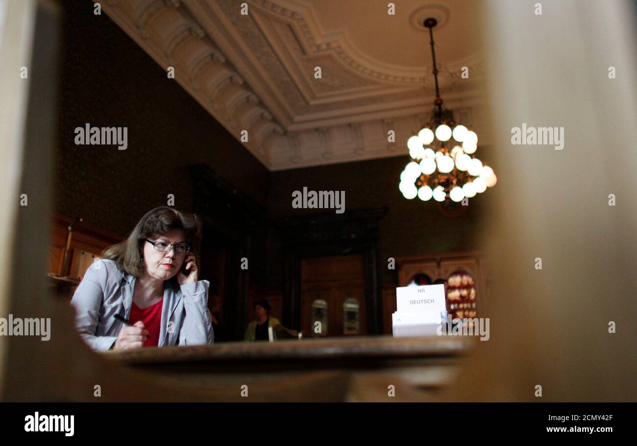 Councillor phone hi-res stock photography and images - Alamy