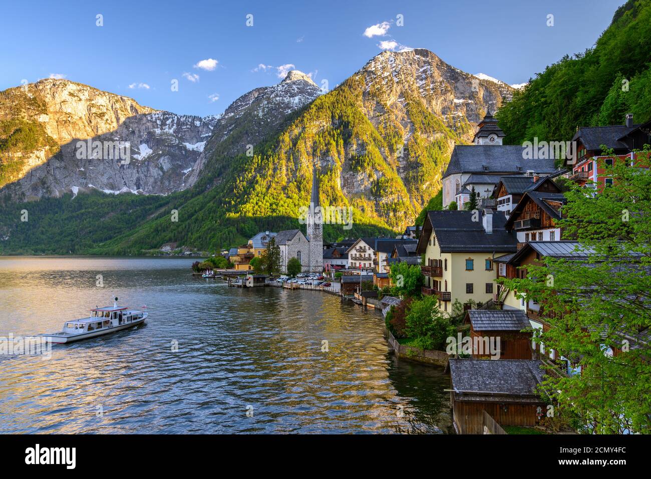 Hallstatt Austria, Nature landscape of Hallstatt village with lake and ...