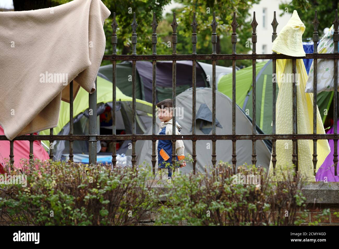 Child refugees processing hi-res stock photography and images - Alamy