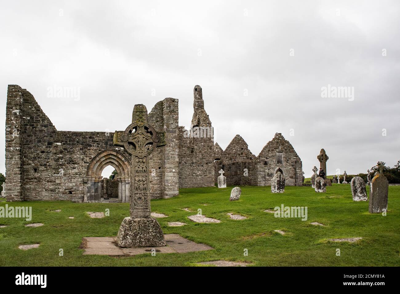 Clonmacnoise monastery hi-res stock photography and images - Alamy
