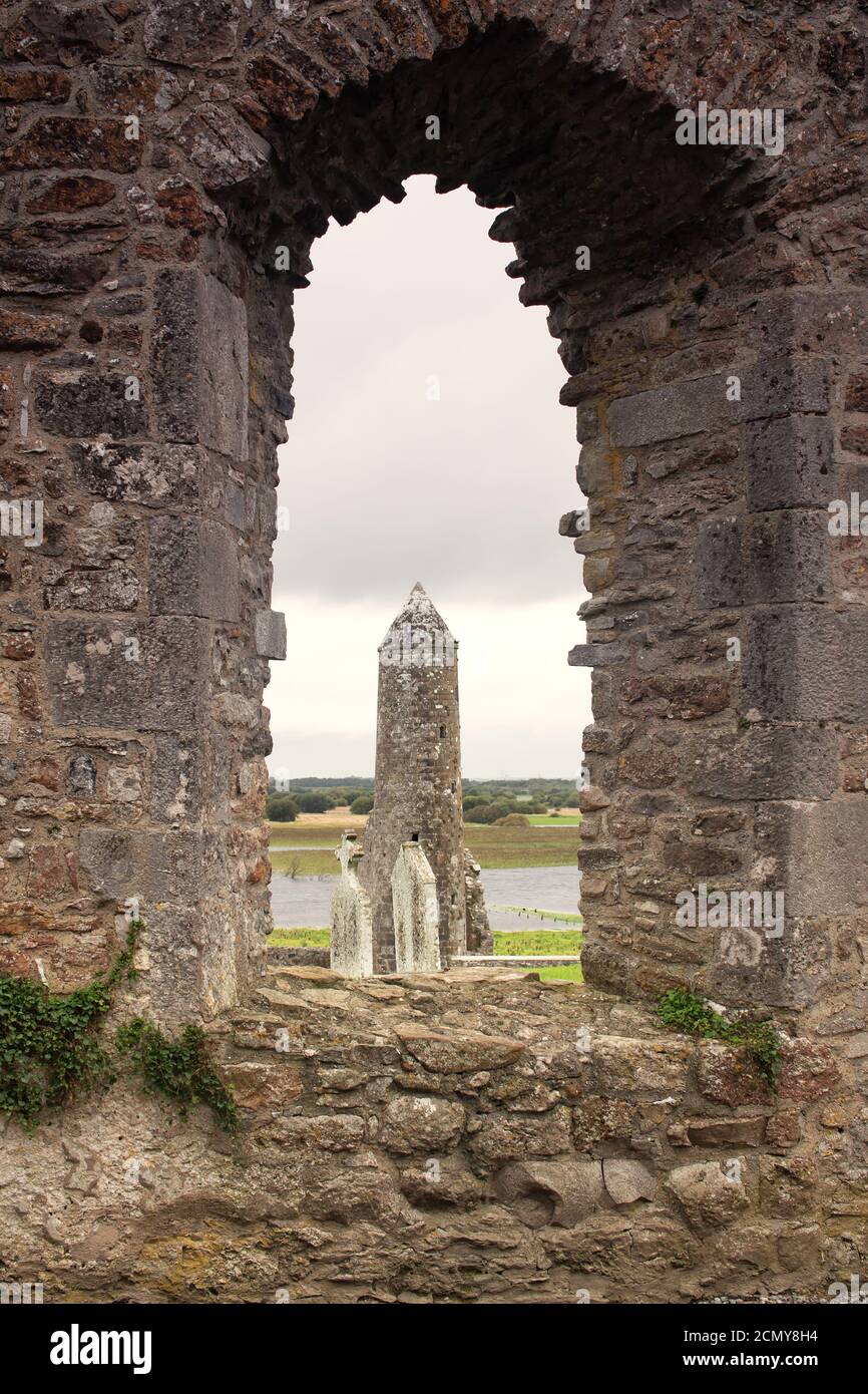 Clonmacnoise ireland hi-res stock photography and images - Alamy
