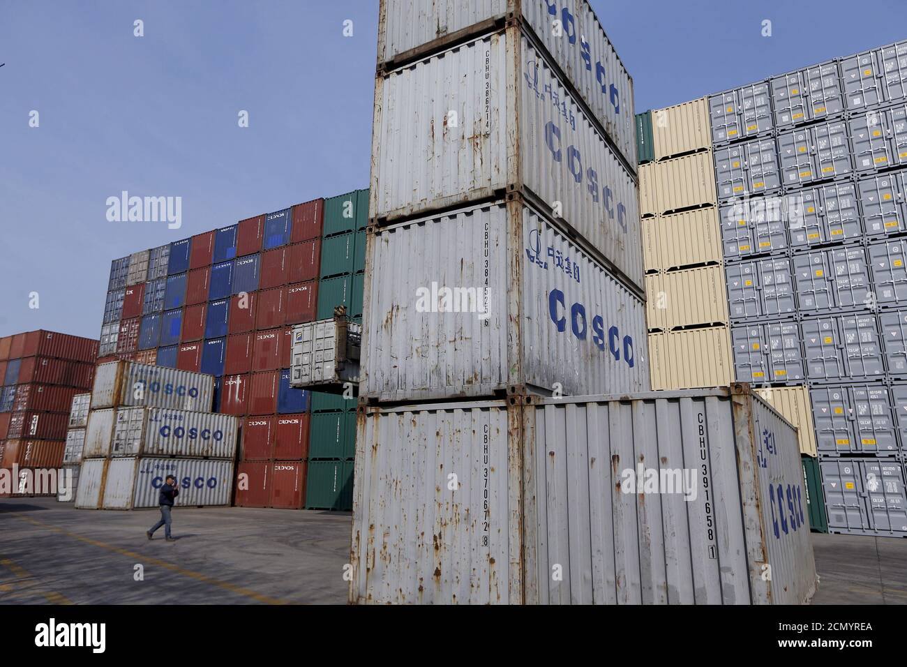 Containers from china hi-res stock photography and images - Alamy