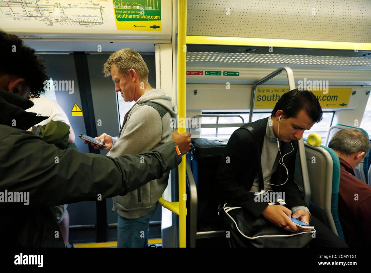 Luggage rack train hi-res stock photography and images - Alamy