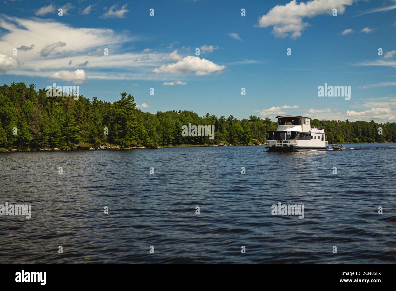 The shores of Lake Kabetogama in Voyageurs National Park, Minnesota ...