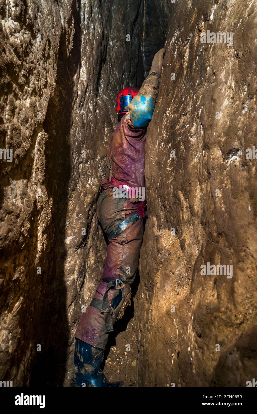 Very narrow vein workings in 'JH' (James Hall's Over Engine Mine ...