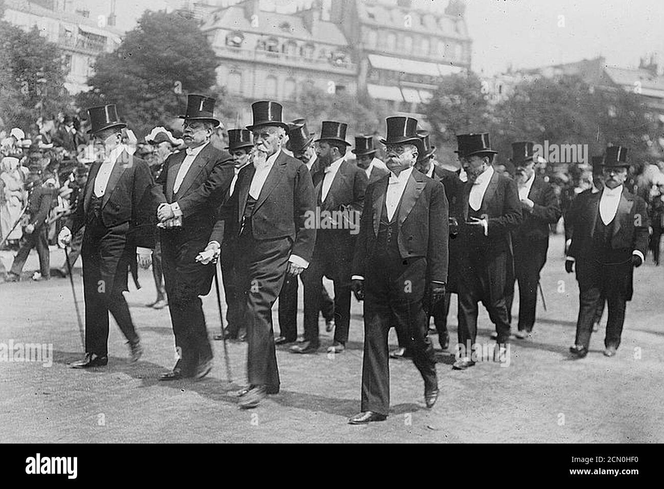 Joseph Caillaux, jean Cruppi, Antoine Perrier et Théophile Delcassé à l ...