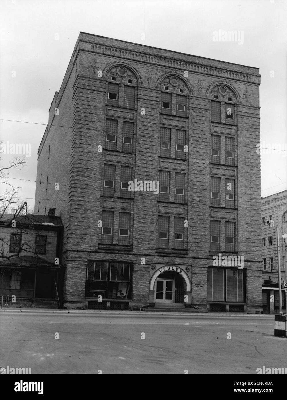 Reed architecture Black and White Stock Photos & Images - Alamy