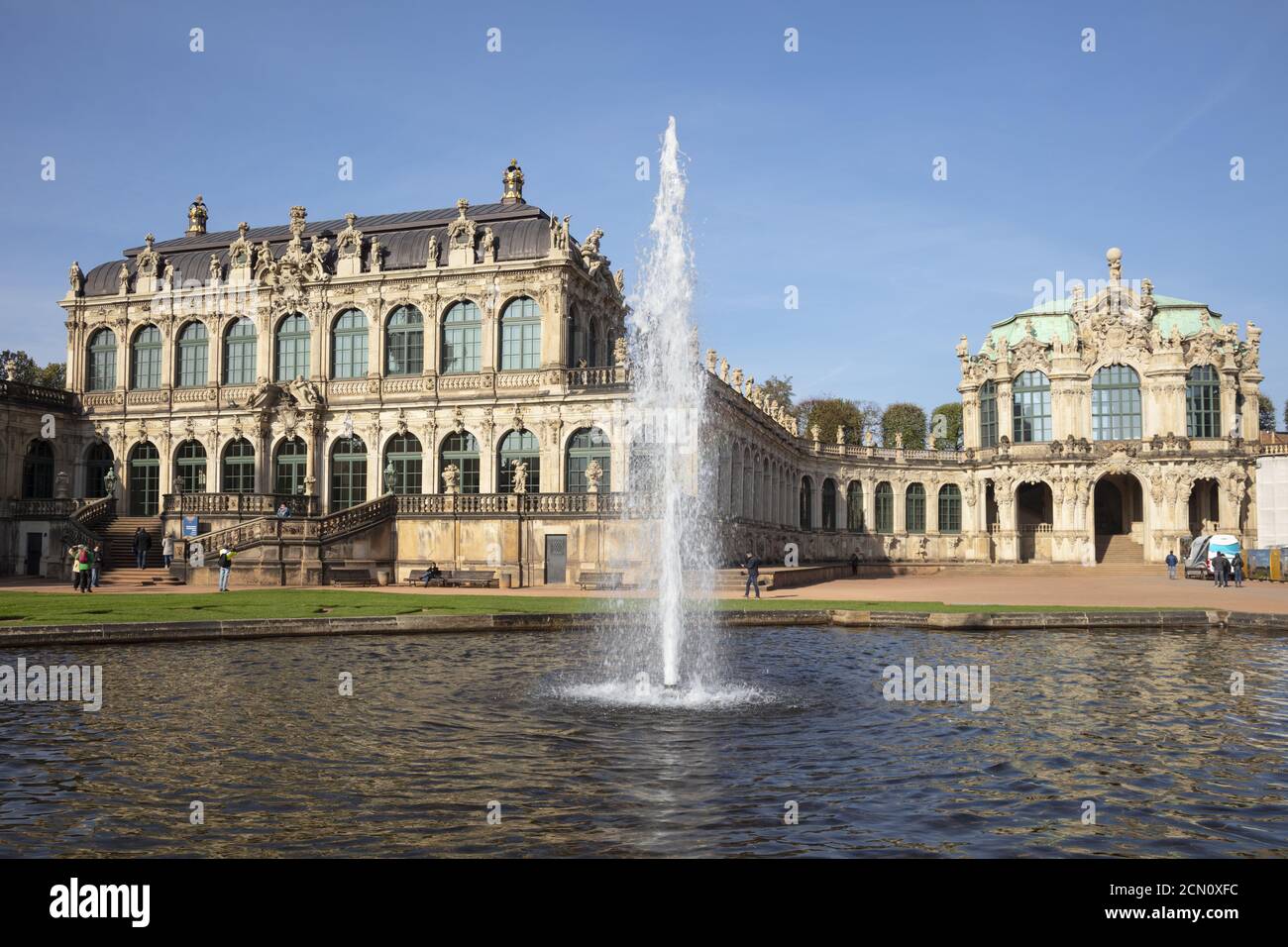 Wallpavillon hi-res stock photography and images - Alamy