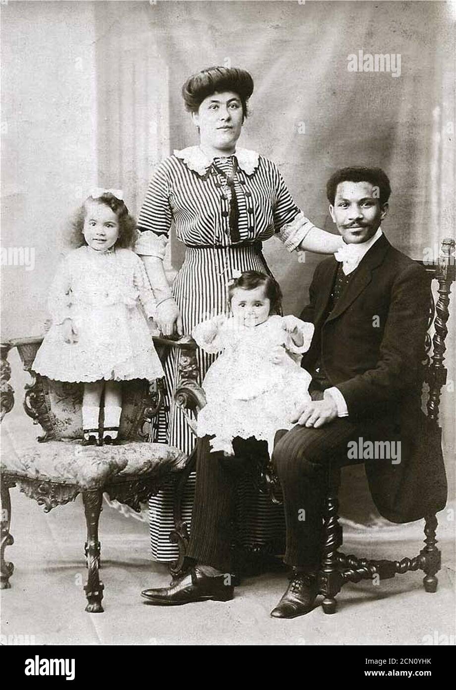 Joseph Laroche et sa famille Stock Photo - Alamy