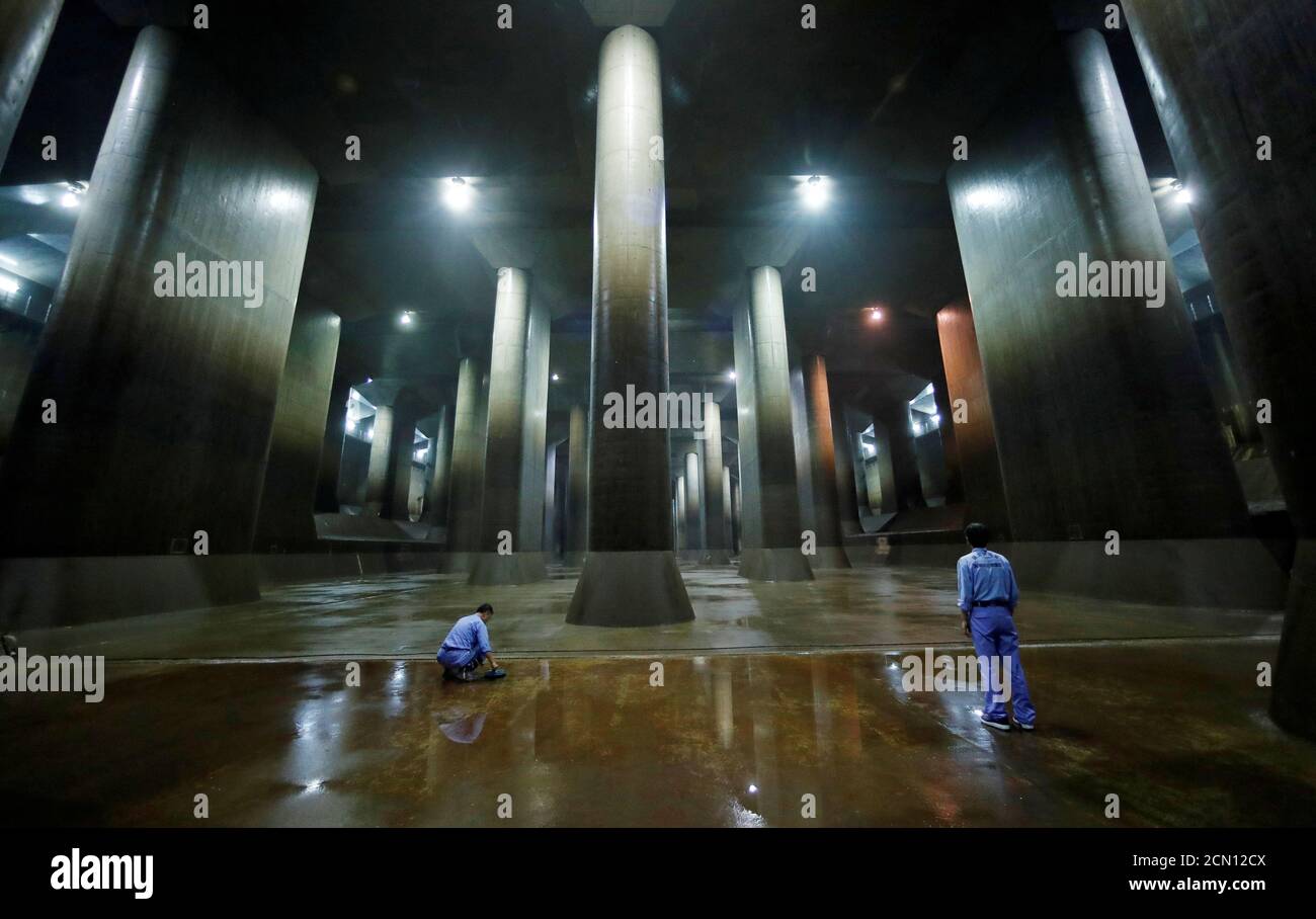 Waterways in japan hi-res stock photography and images - Alamy