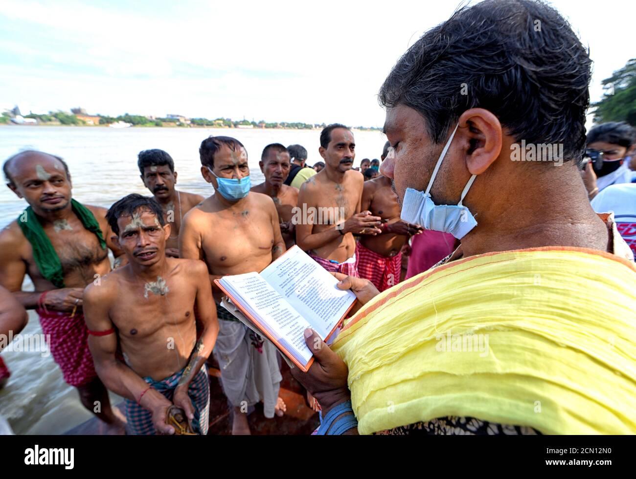 Shradh puja ritual hi-res stock photography and images - Alamy