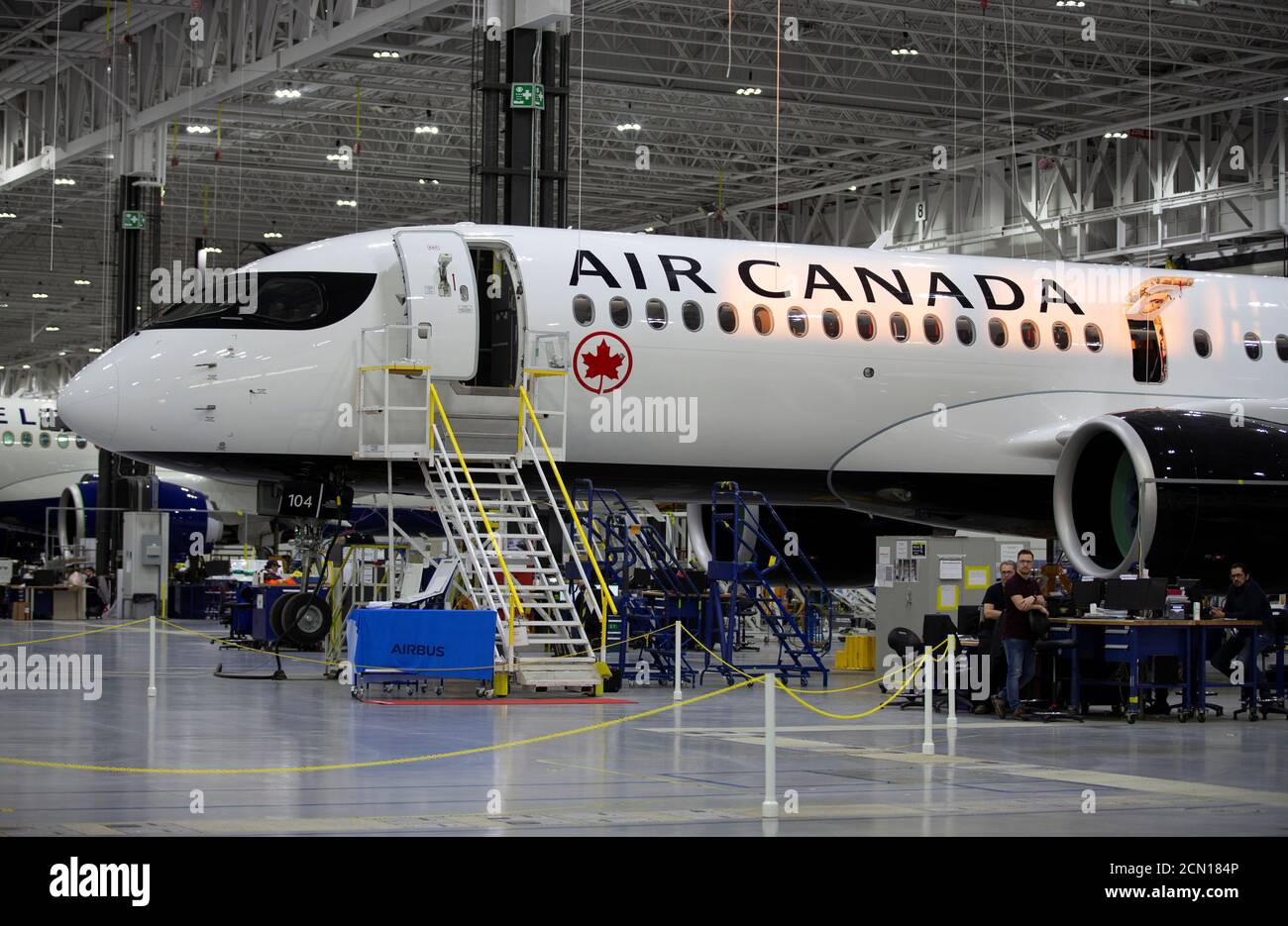 Airbus a220 300 hi-res stock photography and images - Alamy
