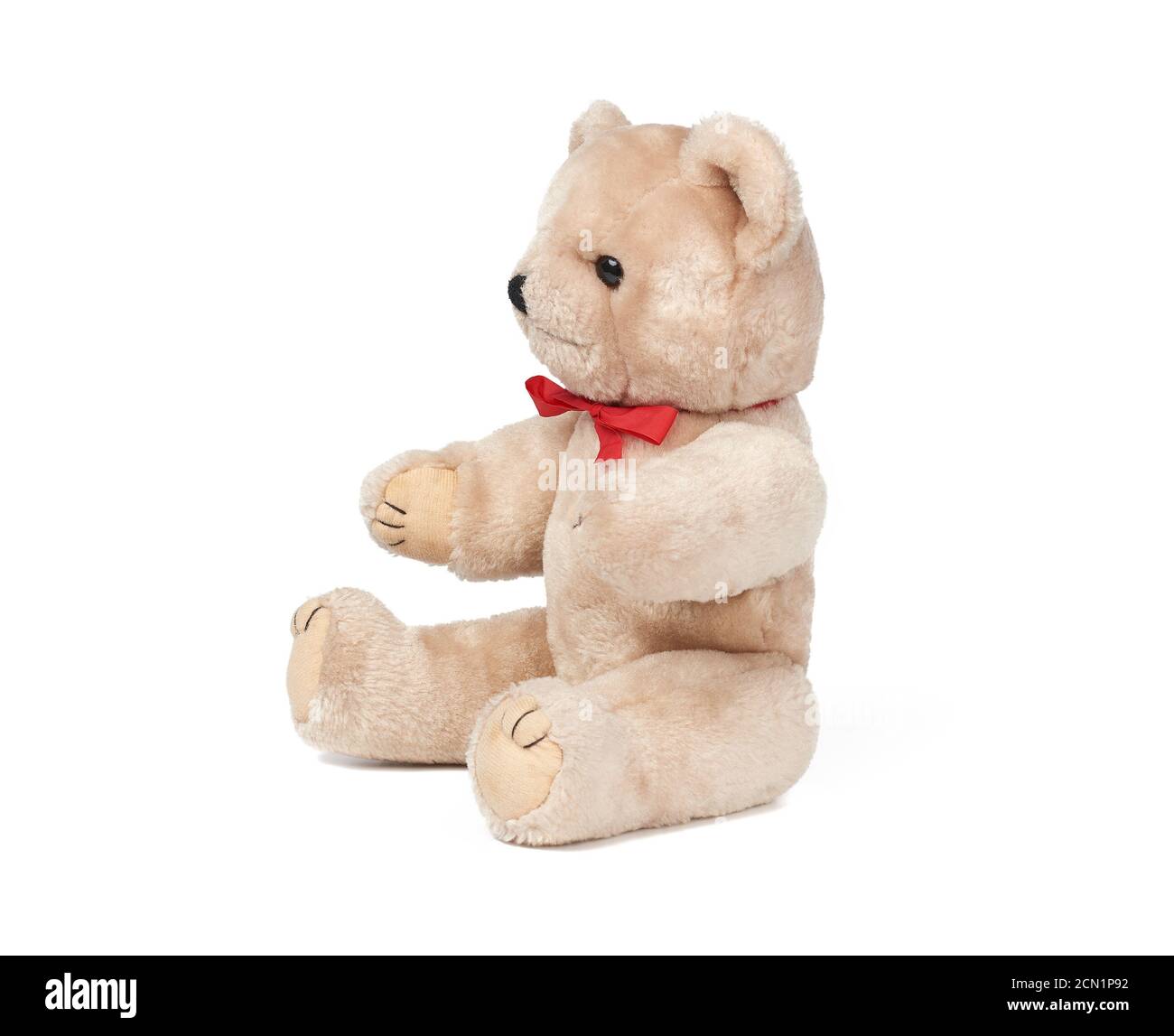 Big brown bear sits Cut Out Stock Images & Pictures - Alamy