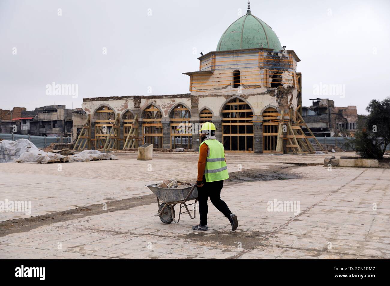 Al nuri grand mosque hi-res stock photography and images - Alamy