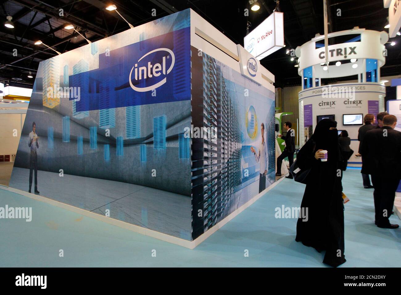 Dubai exhibition centre dubai hi-res stock photography and images - Alamy