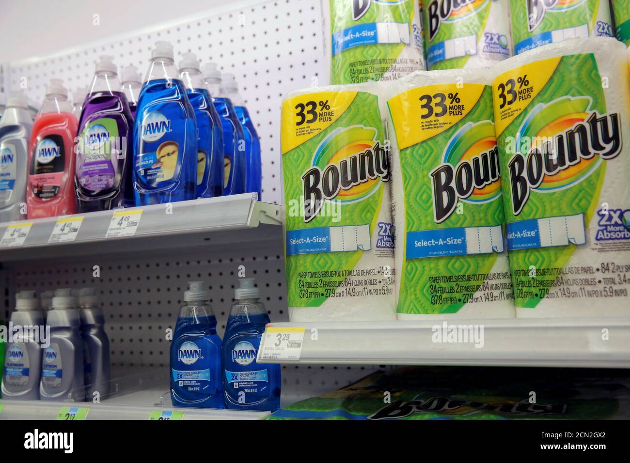 Bounty logo hi-res stock photography and images - Alamy