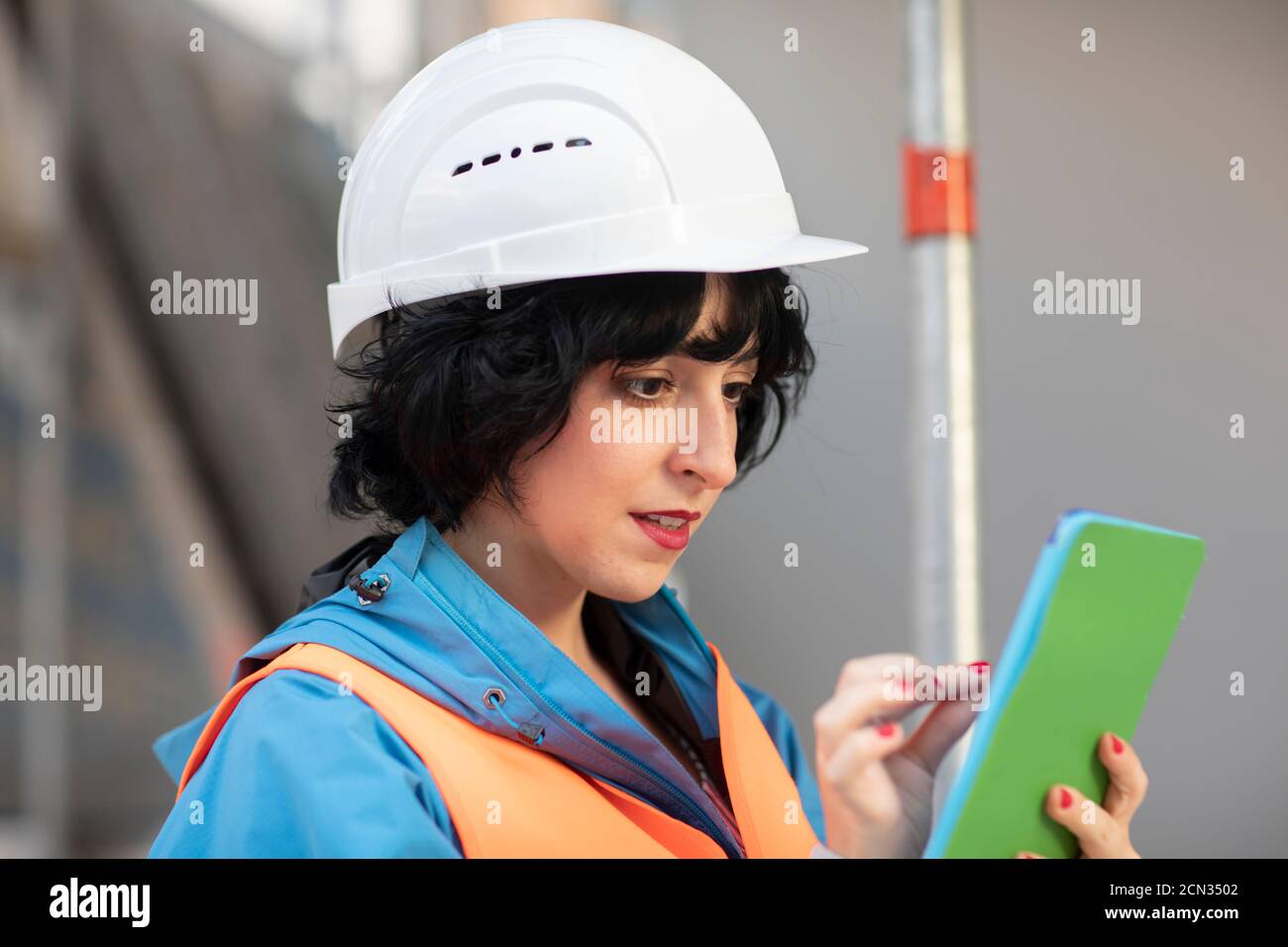 Civil engineer woman hi-res stock photography and images - Alamy