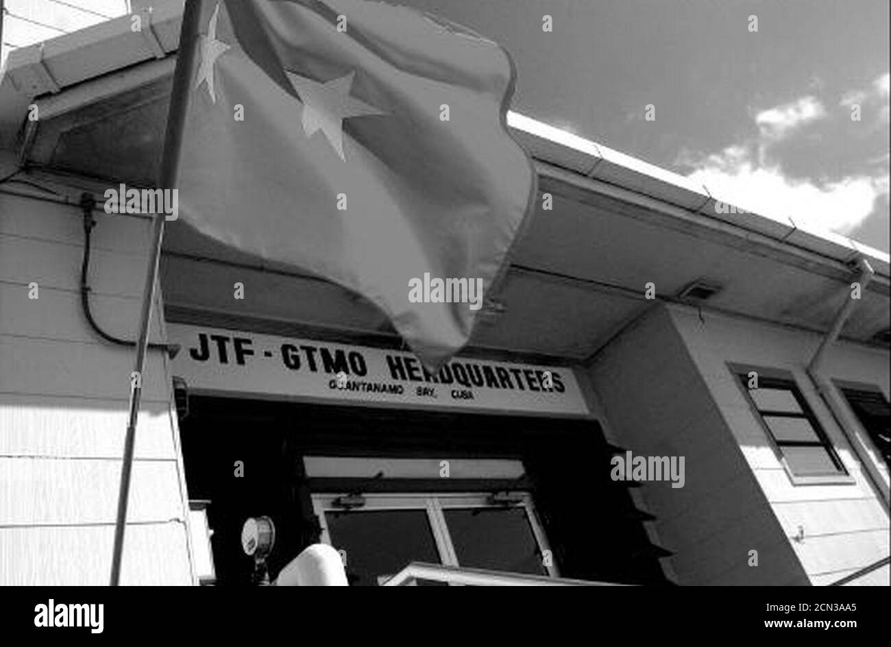 November 2002 Black and White Stock Photos & Images - Alamy