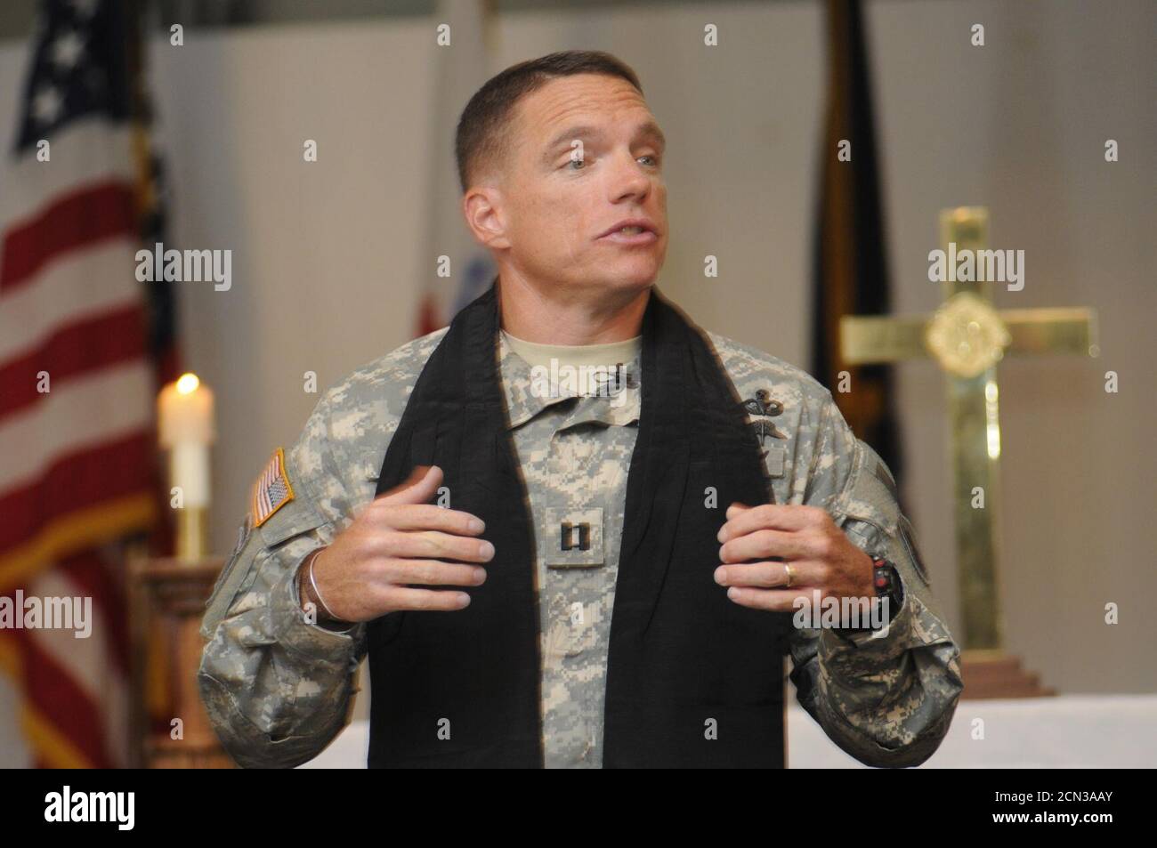 Play for troops hi-res stock photography and images - Alamy