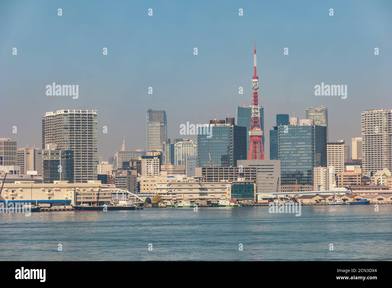 Tokyo Japan, city skyline at Sumida River and Tokyo Tower Stock Photo - Alamy