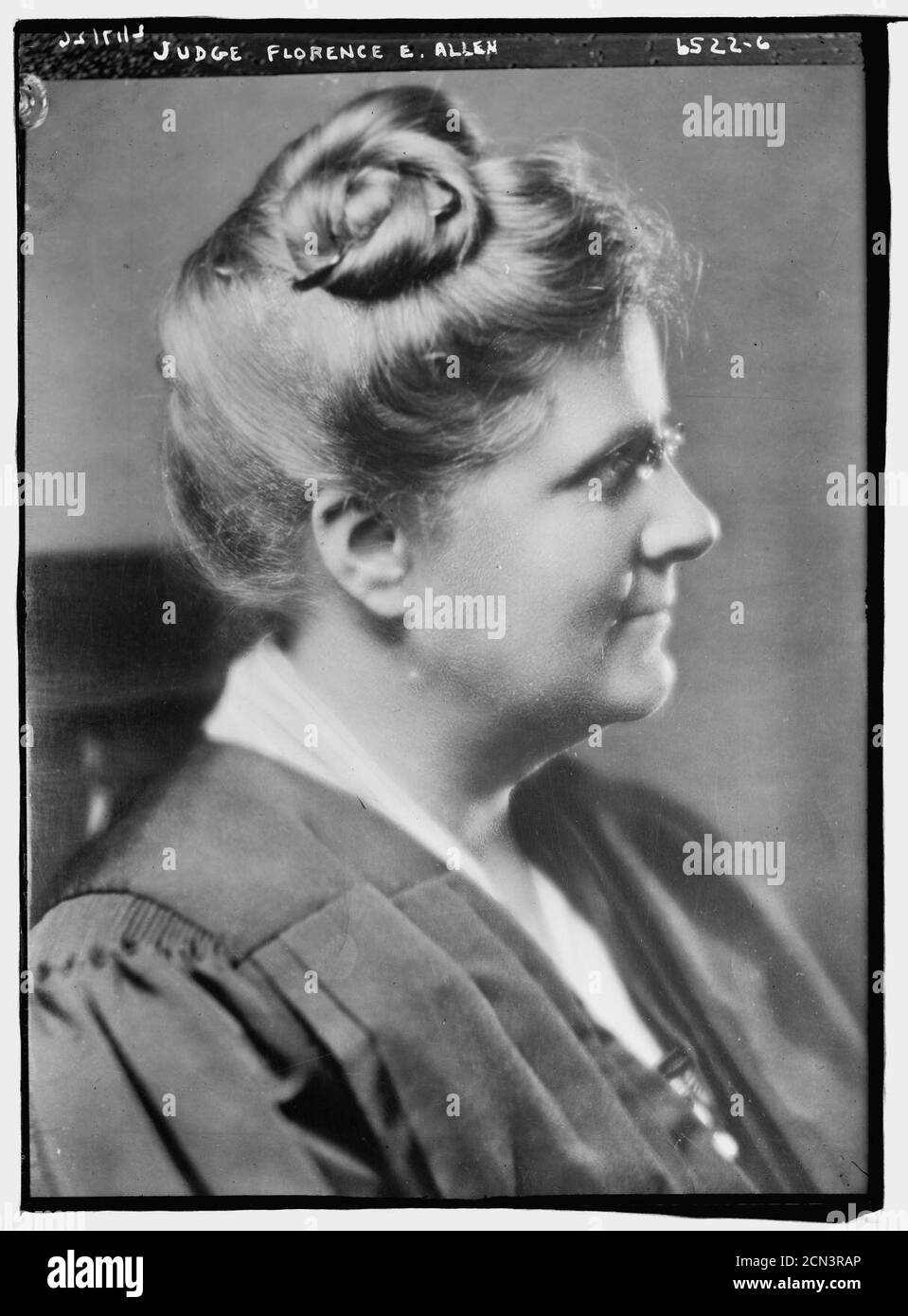 Judge allen hi-res stock photography and images - Alamy