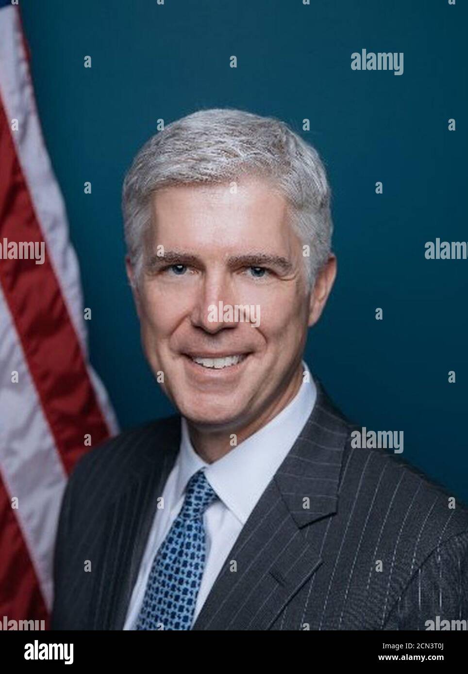 Judge Gorsuch official portrait Stock Photo - Alamy