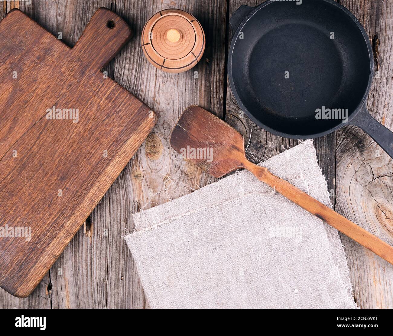Cutting it cast hi-res stock photography and images - Alamy