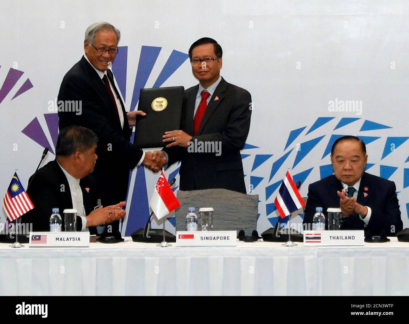 Minister of defense ng eng hen hi-res stock photography and images - Alamy