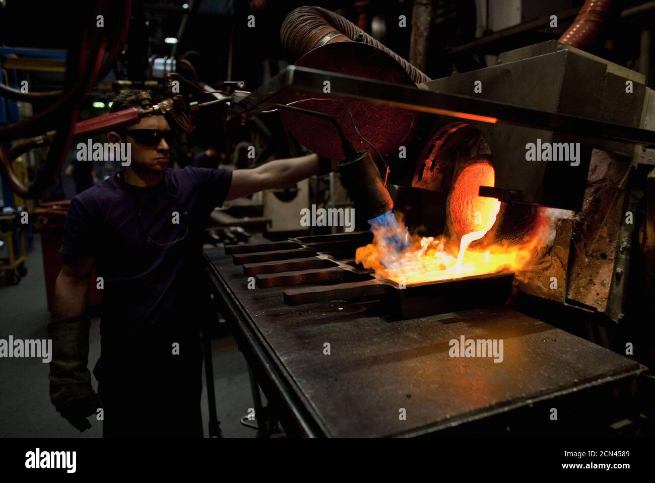 Heraeus gold hi-res stock photography and images - Alamy