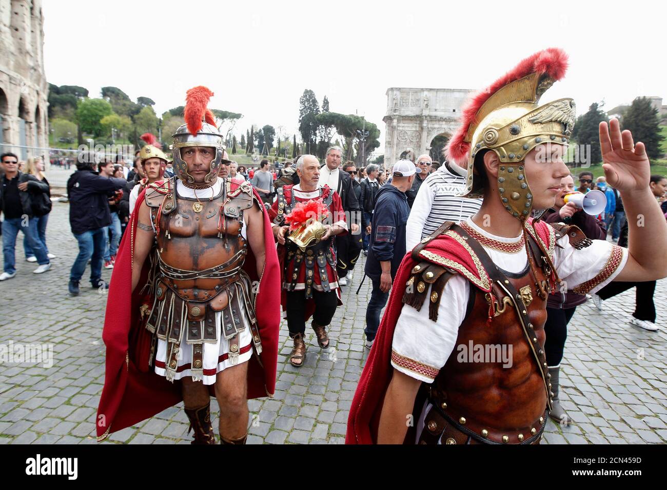 Centurions rome tourist hi-res stock photography and images - Alamy