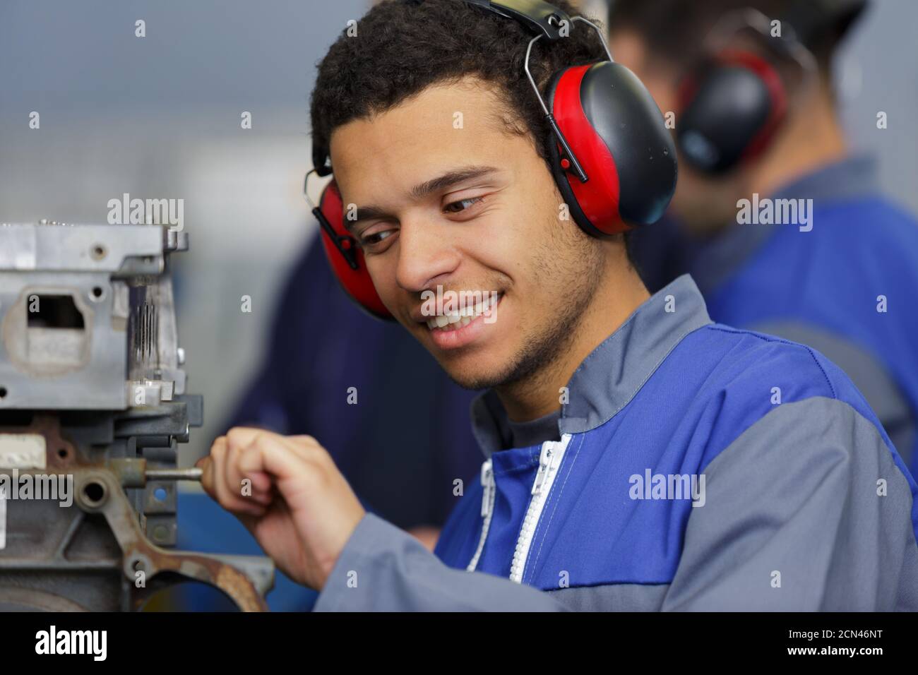 Machinery servicing hi-res stock photography and images - Alamy