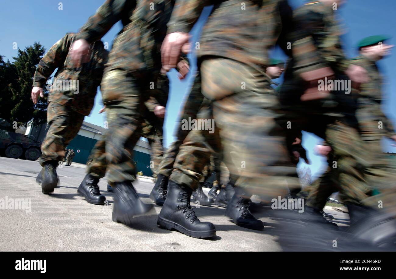 German bundeswehr soldiers armoured infantry hi-res stock photography ...