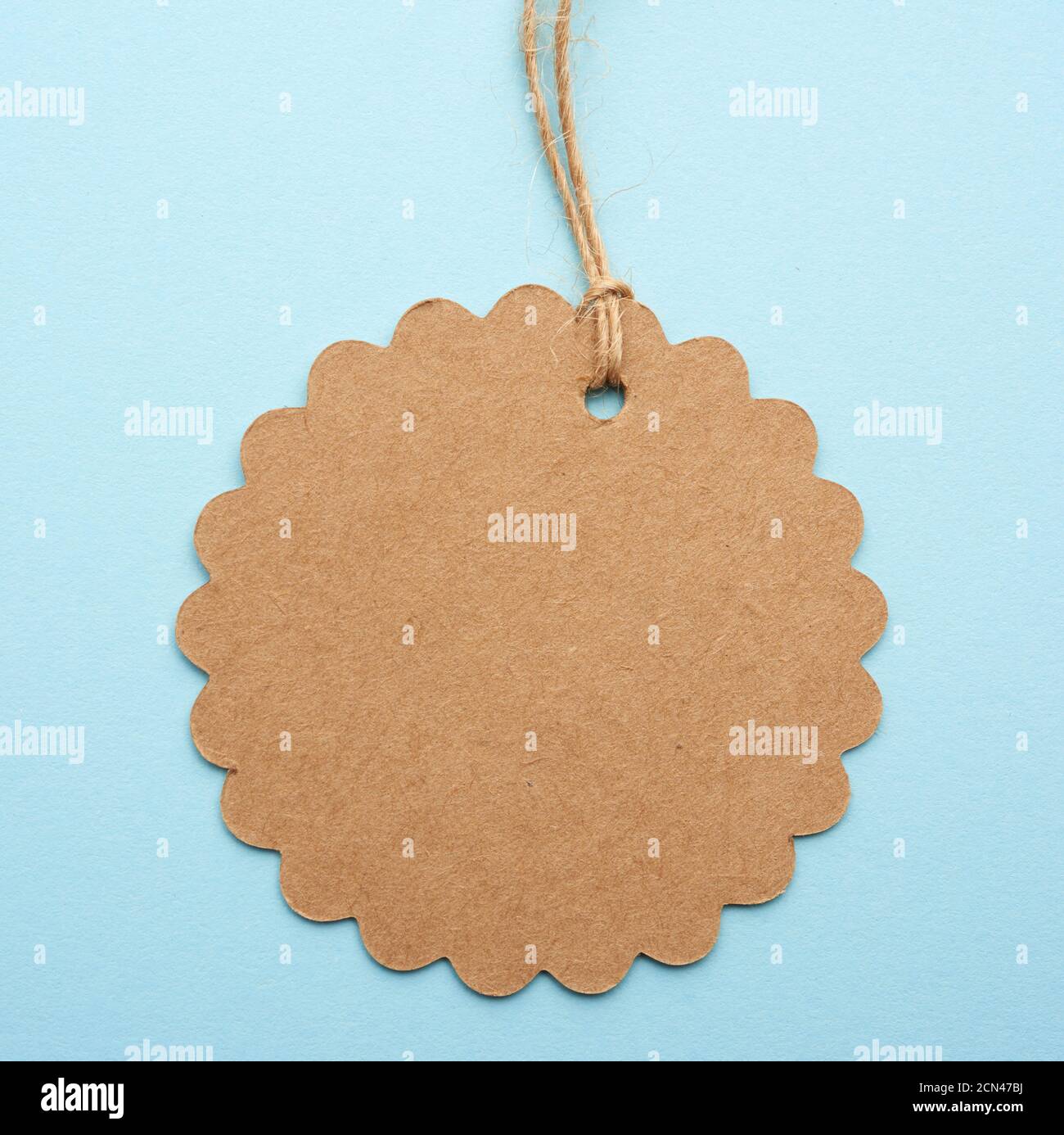 Empty string hi-res stock photography and images - Alamy