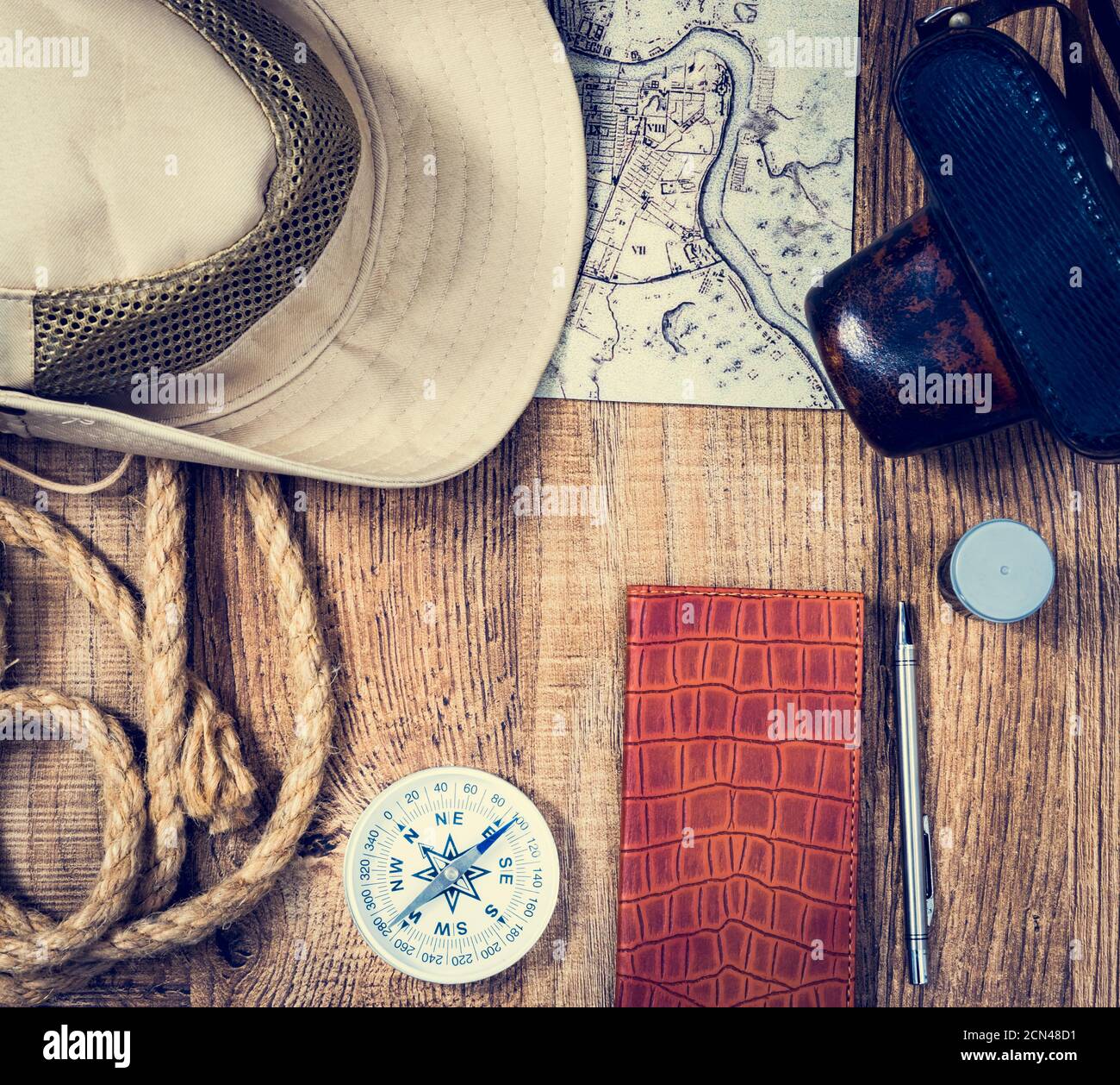 Map table travel planning hi-res stock photography and images - Alamy