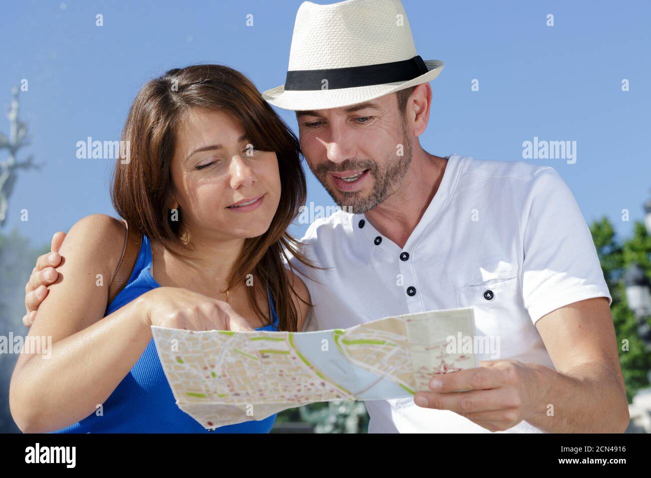 couple agreeing on the direction Stock Photo - Alamy